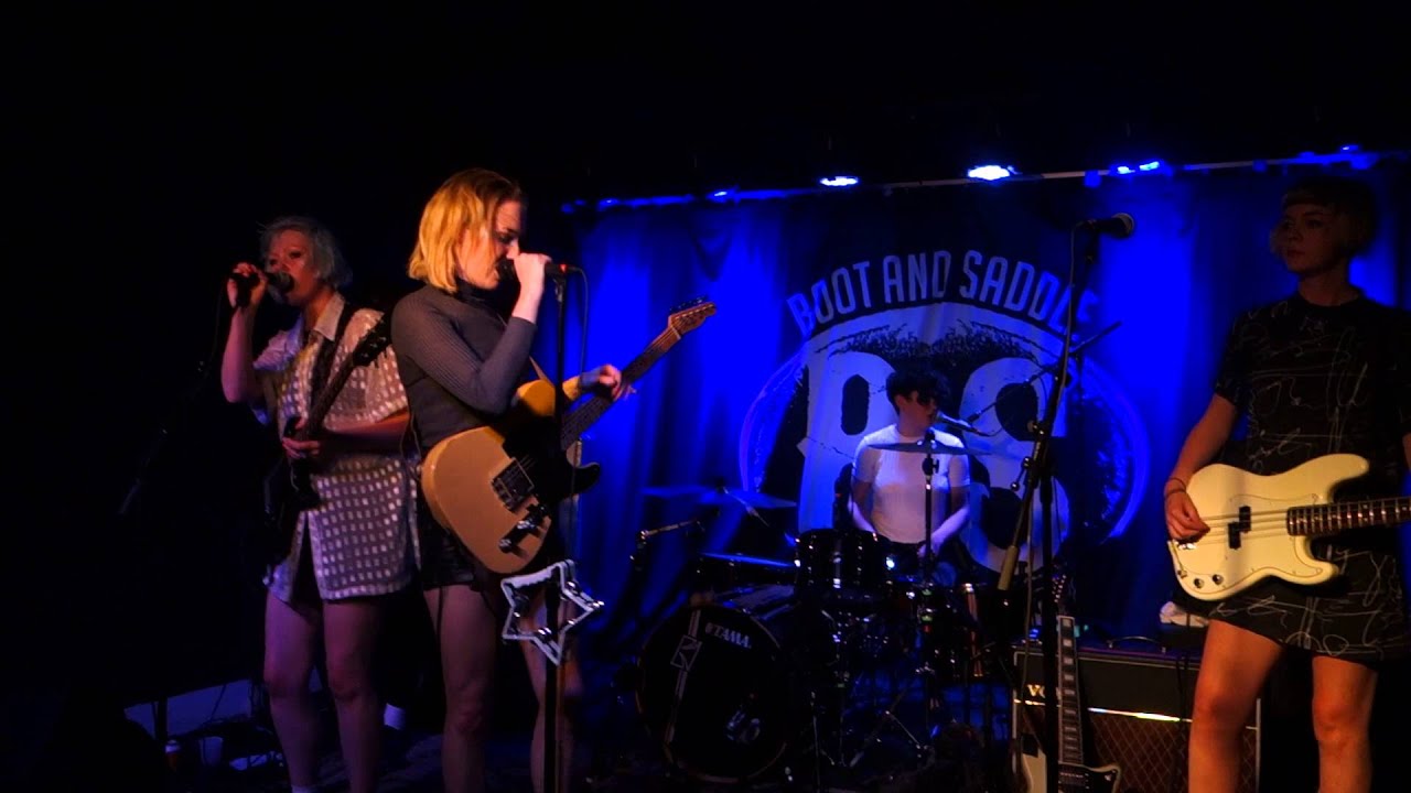 PINS - Oh Lord (Live) - YouTube