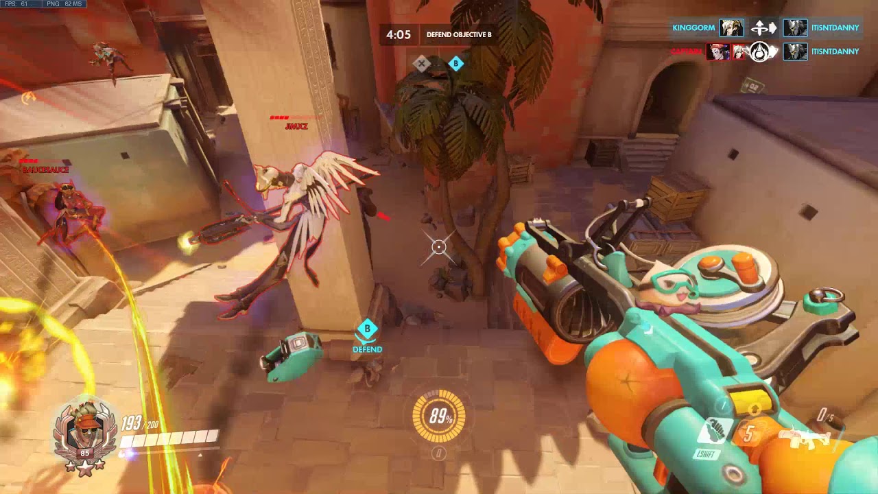 Junkrat bomb toss - YouTube