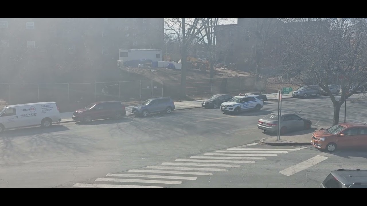 NYPD 47TH PCT Passing By On 230th Street In Edenwald, The Bronx, New ...