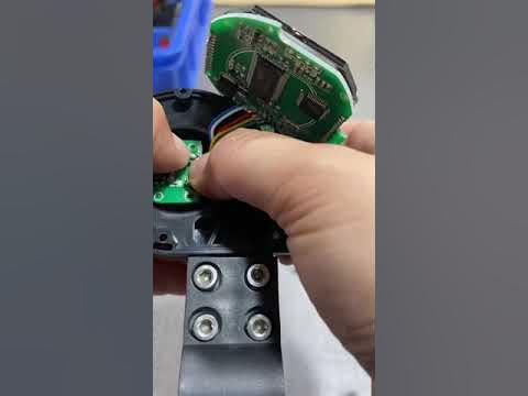 Open and Assemble QS-S4 LCD Throttle - YouTube