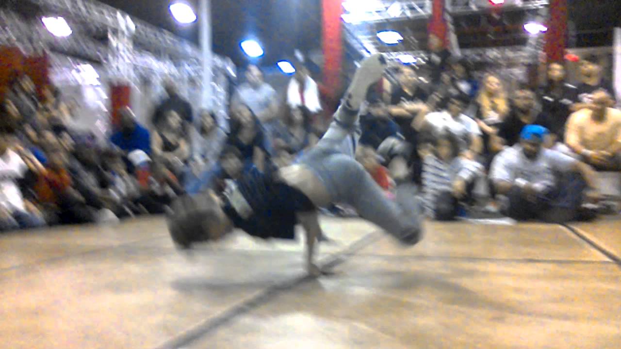 Breaking Boundaries 1- Pee Wee - Top 16 4th Battle - YouTube