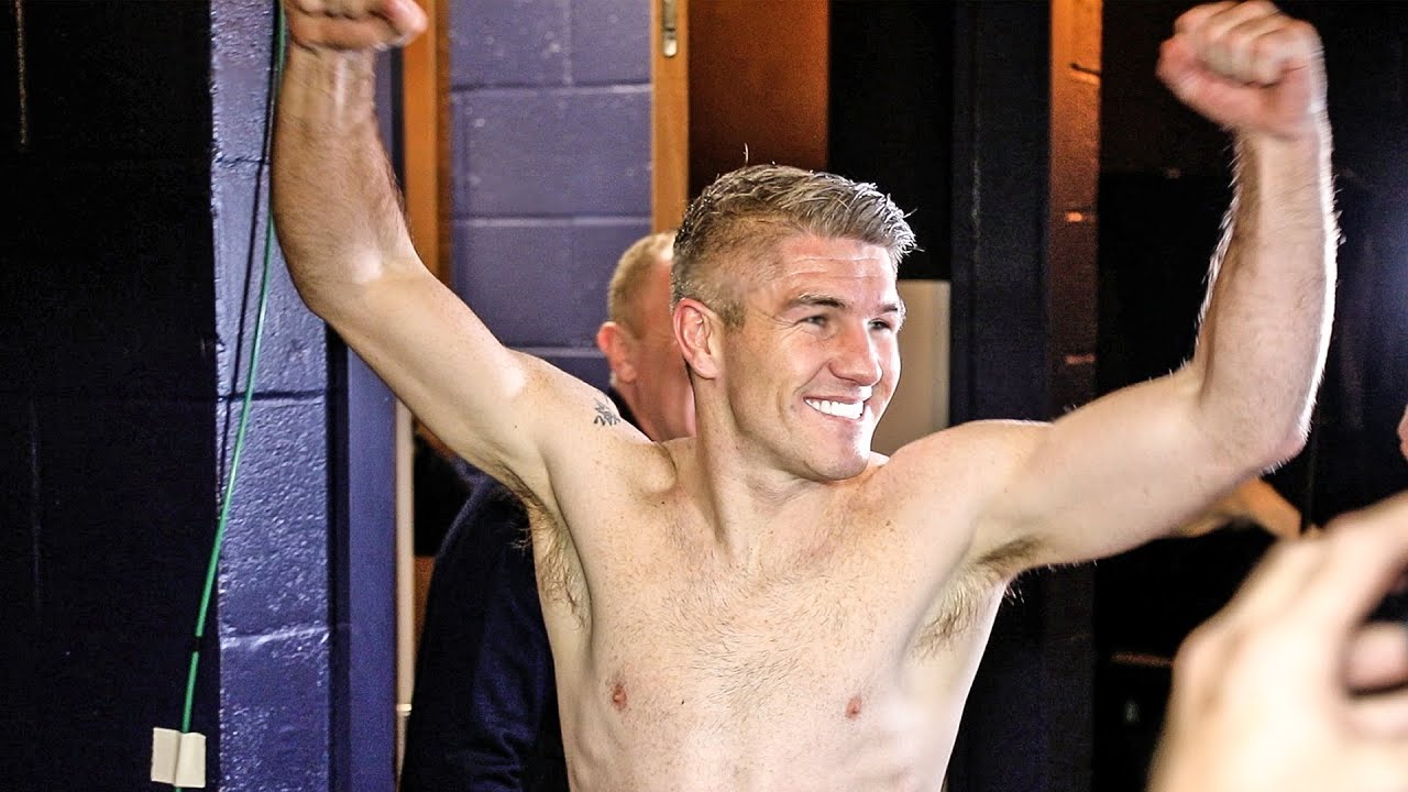 Liam Smith LOCKER ROOM GOES CRAZY! CHEERING TKO vs. Chris Eubank Jr ...