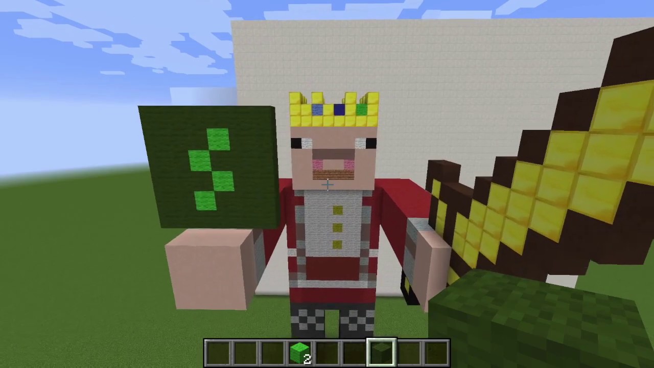 building technoblade in Minecraft the Minecraft Monday champion - YouTube