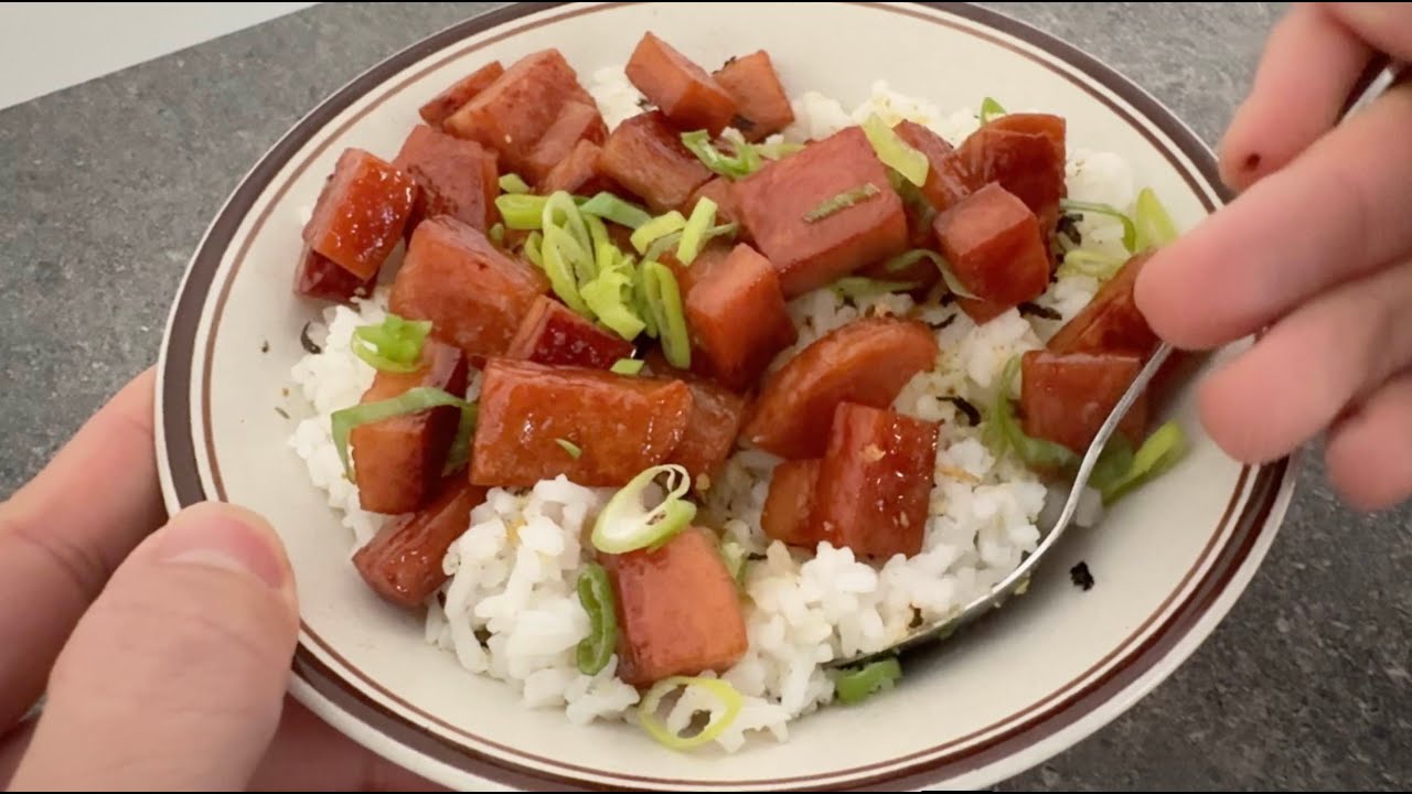 10 minutes, 5 ingredients SPAM rice bowl for breakfast - YouTube