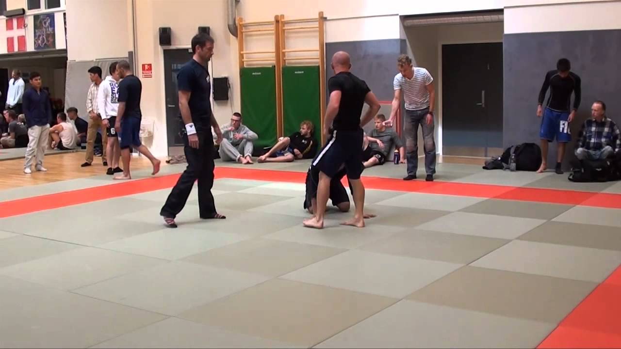 DGL 2012 4 runde S. Serghei Morari CSA.dk vs Daniel Albright TG Academy ...