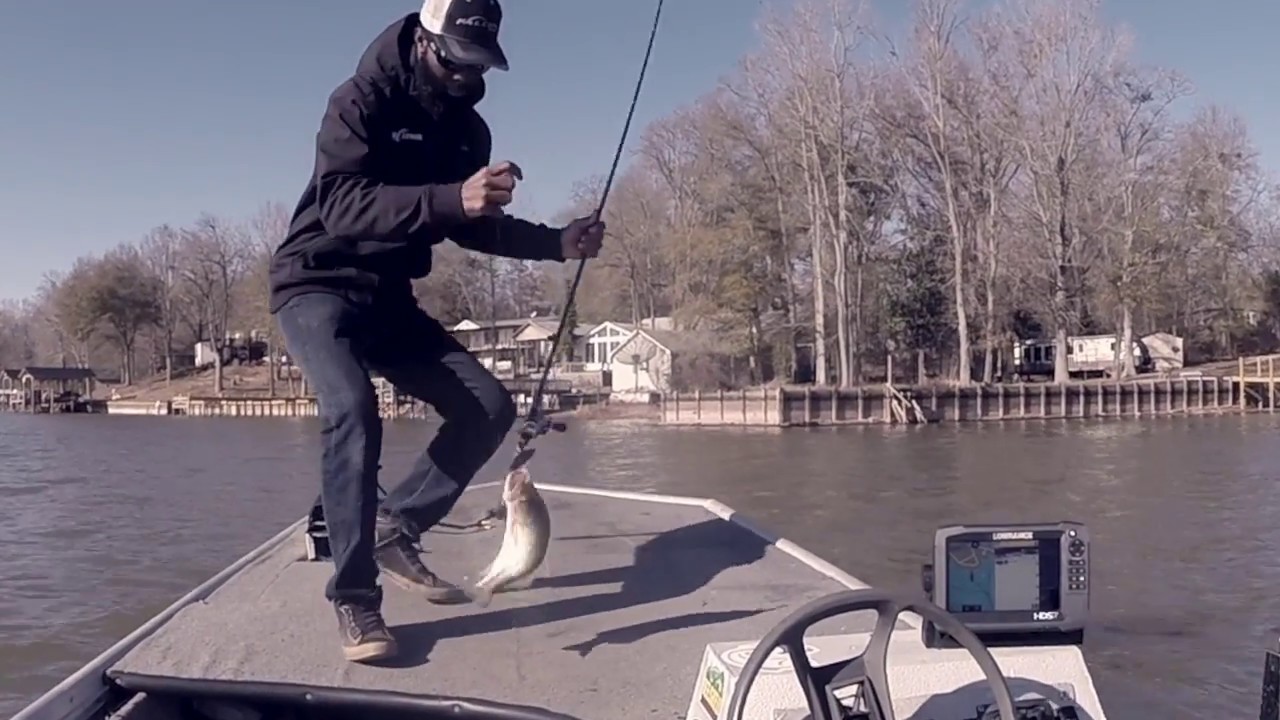 Fishing Hard Structure with Rat-L-Traps - YouTube