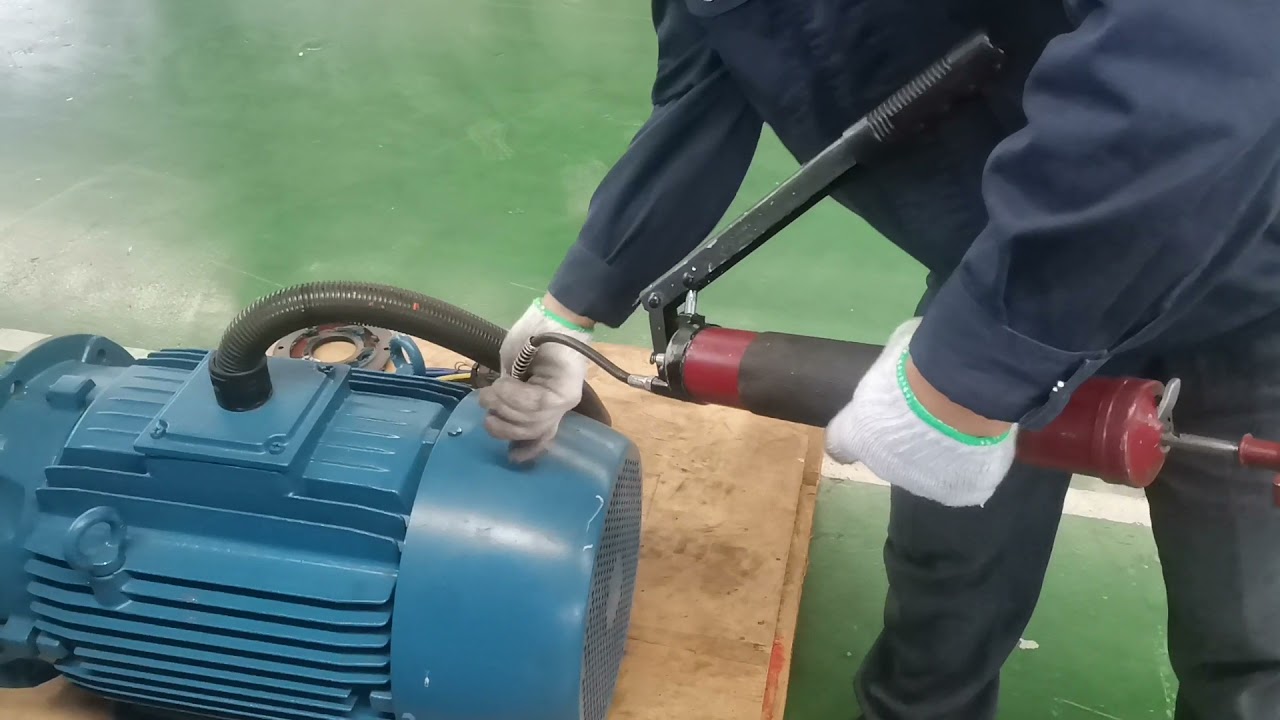 How to add grease to the motor of the screw air compressor,ZIQI ...