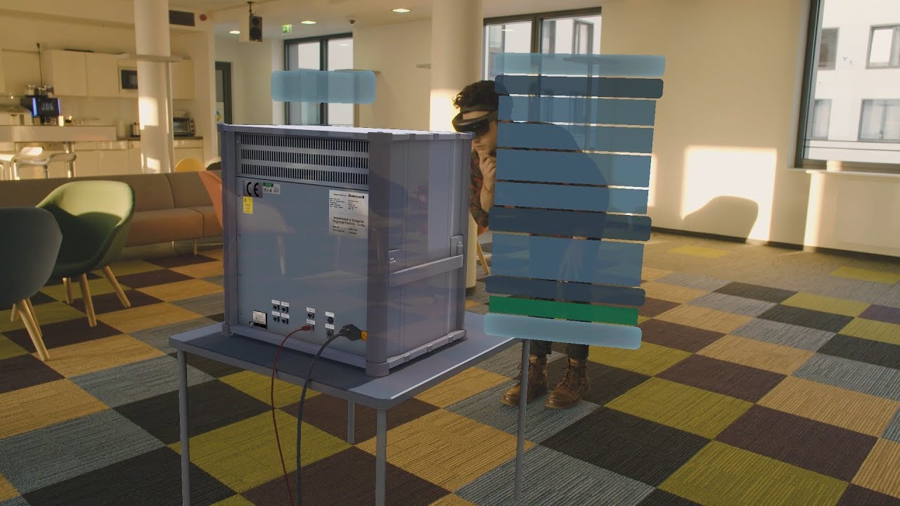 Microsoft Mixed Reality Studios: Honeywell - YouTube