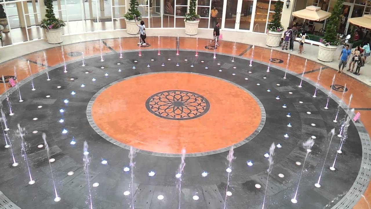 [HD 720p]20120728 Musical fountain @ The Promenade - YouTube