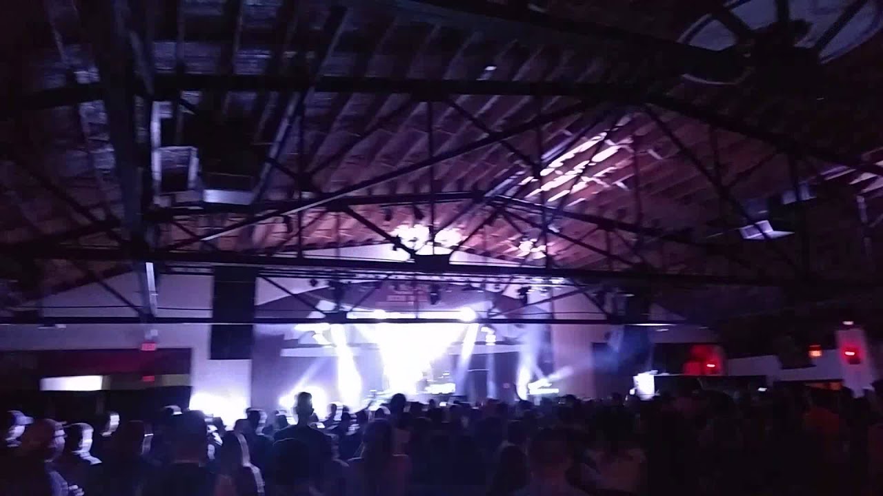 Morgan Page Cains Ballroom Tulsa - YouTube
