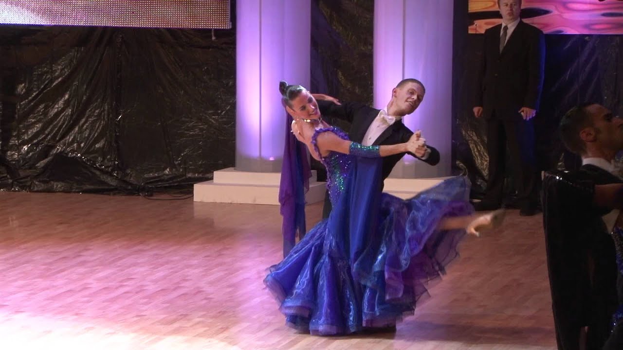 Markus Hackl - Stefanie Krausz, 1/2 Slow Fox - YouTube