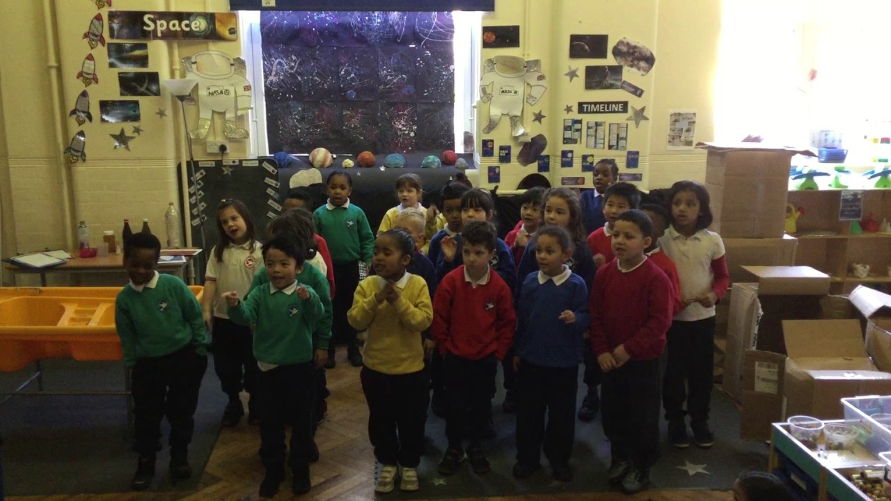 The story of Beegu - YouTube