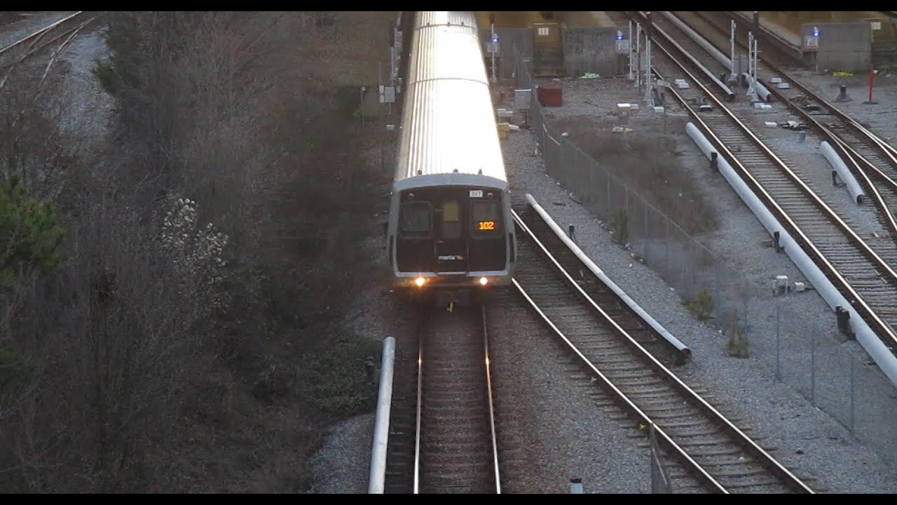 4 MARTA trains at Sunset - YouTube