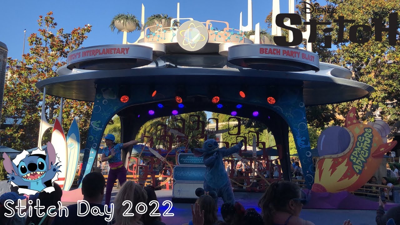 Stitch’s Interplanetary Beach Party Blast! Full DJ set - Tomorrowland in Disneyland June 26 ...