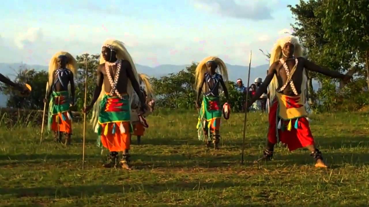 The Dance of Heroes, Intore Dancers, Rwanda - YouTube