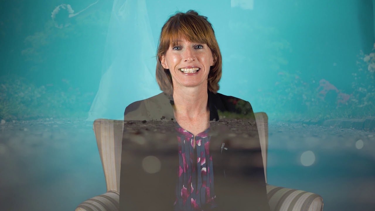 Suzanne Dyson (Montreal Wedding Officiant) - YouTube