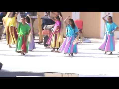 Kids Arabic Dance - SSLSD Qatar National Day performance 2014 - YouTube