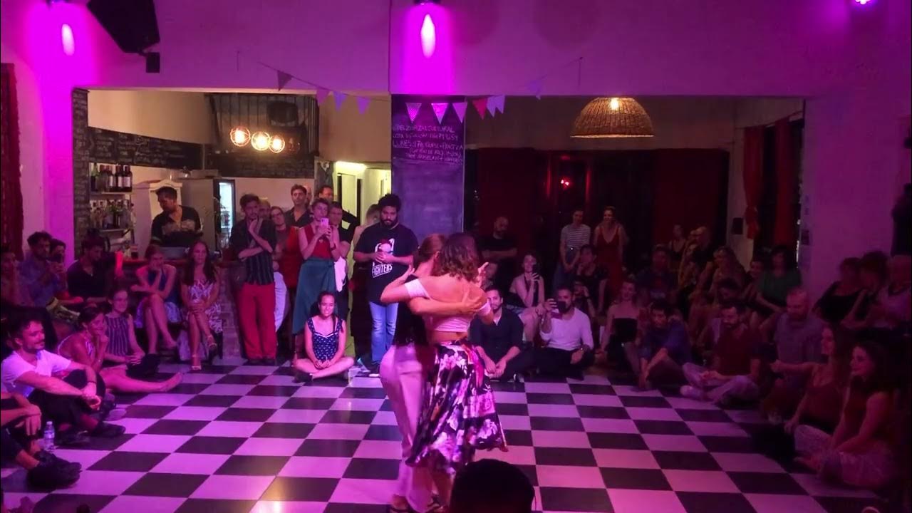 Silvina Valz Y Victoria Ramirez Milonga P al Que Se Va Zitarrosa silvina-valz-y-victoria-ramirez-milonga-p-al-que-se-va-zitarrosa