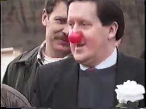 Video reportage Clowns Sans Frontières canada fondé à Quebec en ...