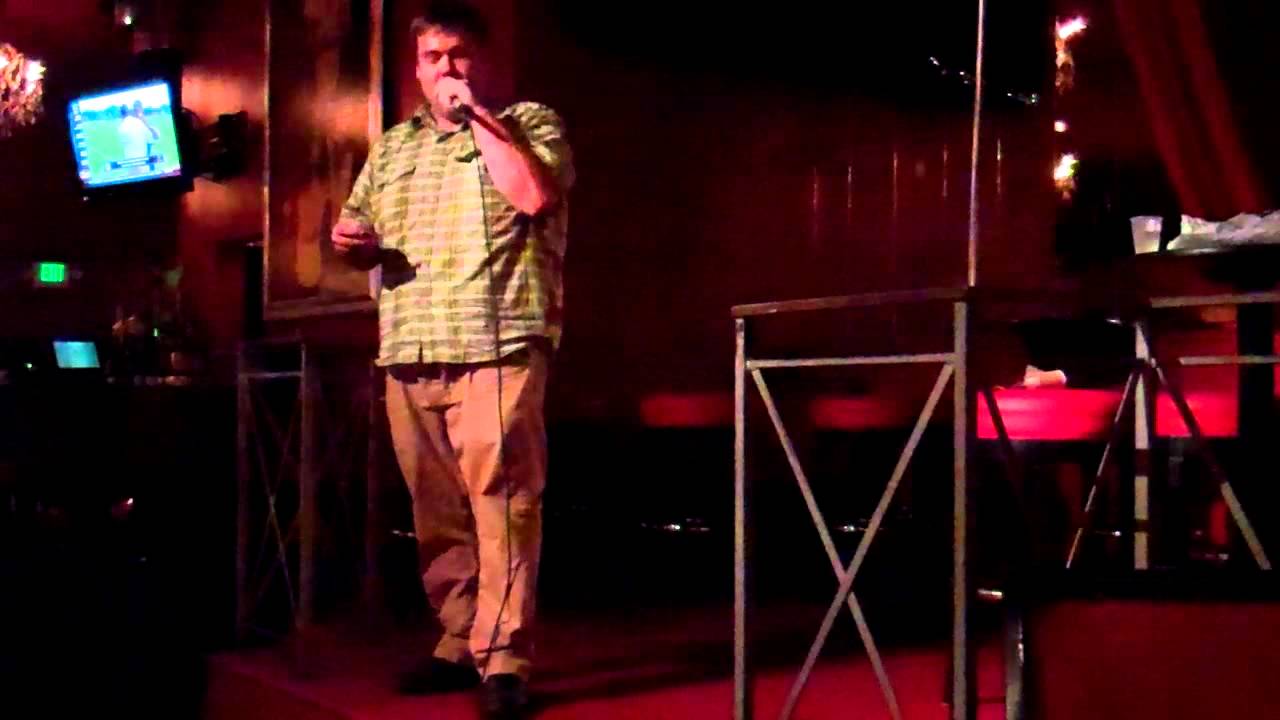 Tim Wolcott @ Nick's Crispy Taco's - YouTube