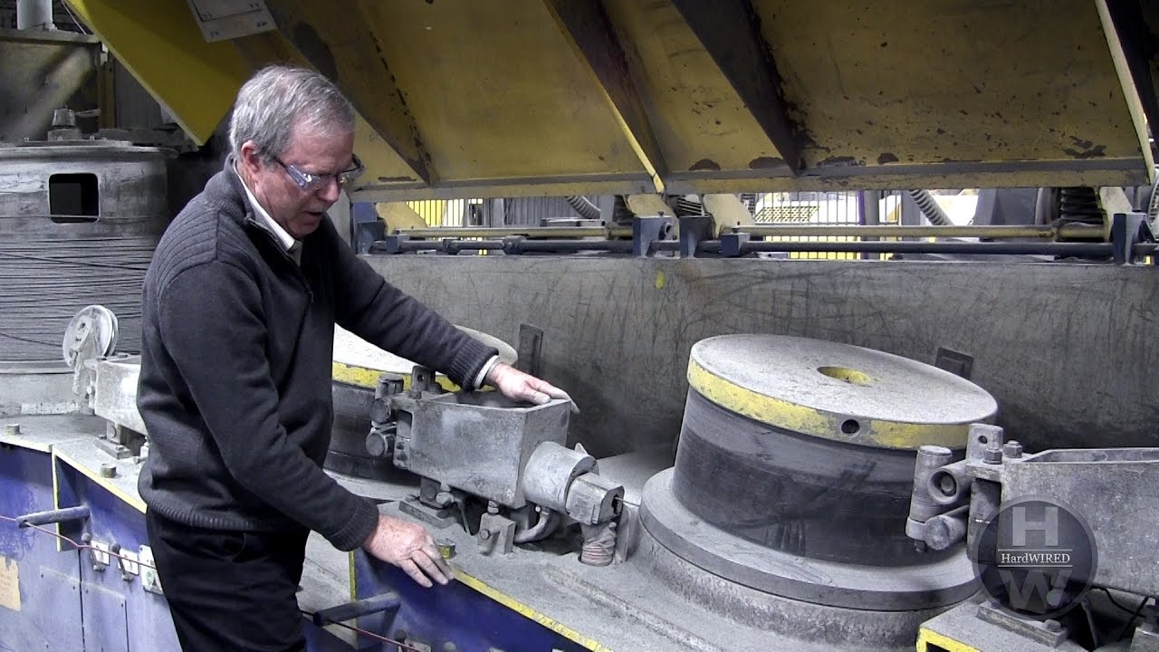 Cast and Helix - YouTube