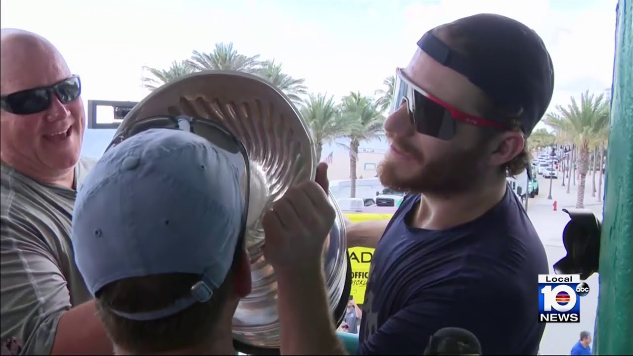 Florida Panthers party with fans at Elbo Room in Fort Lauderdale after ...