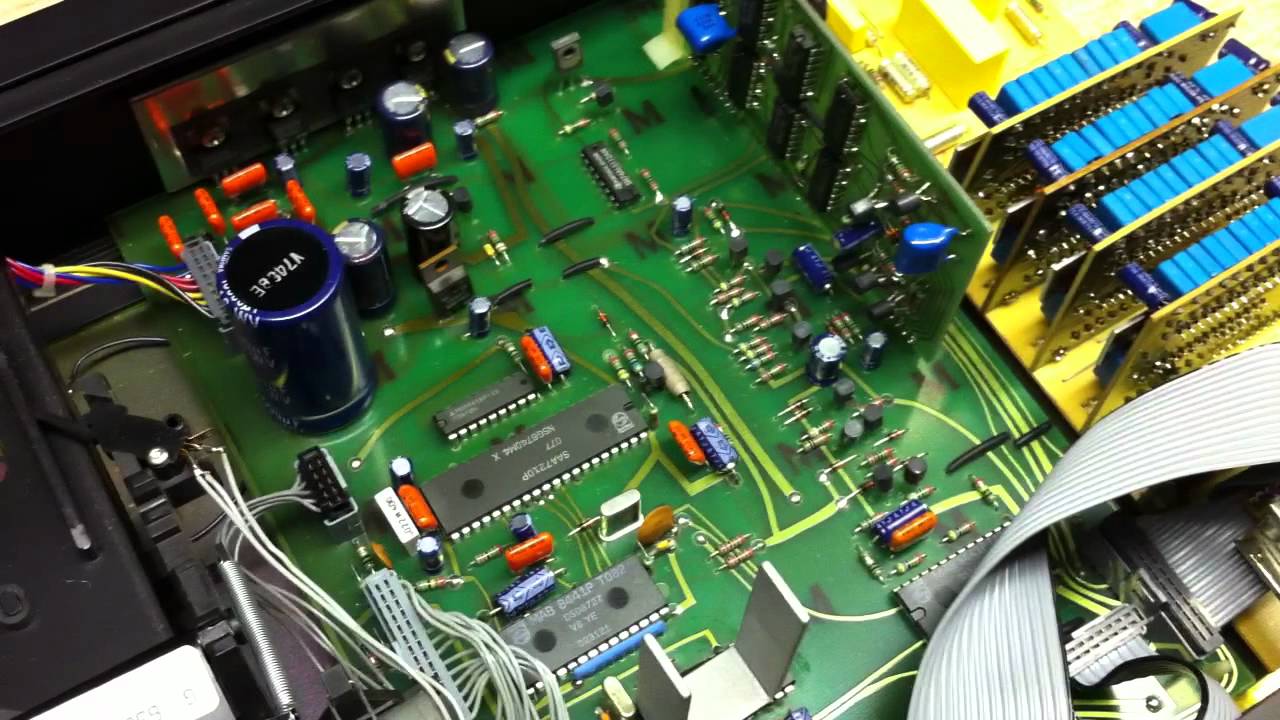 cambridge audio CD2 CD player - YouTube