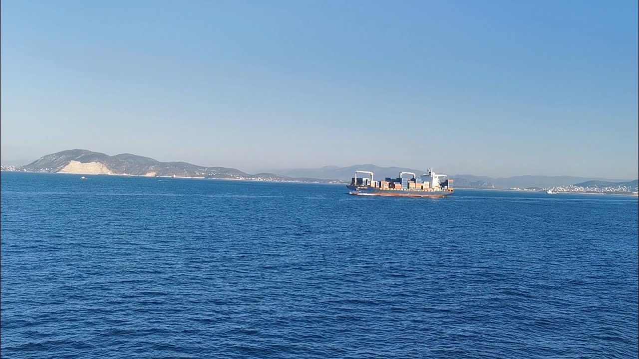 Στη γαλήνη του Σαρωνικού κόλπου νιώθοντας την ανάσα της θάλασσας - YouTube