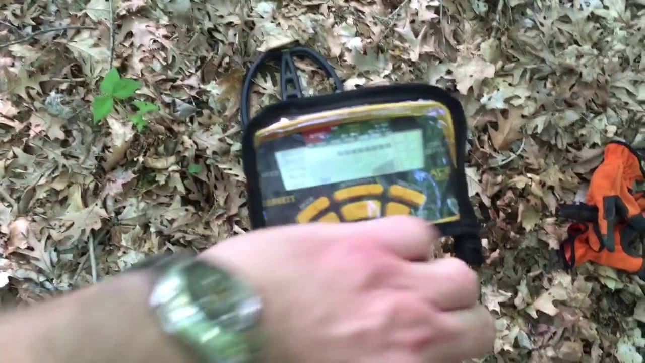 Ace 400- Large Dandy button. 1700s!!!! - YouTube