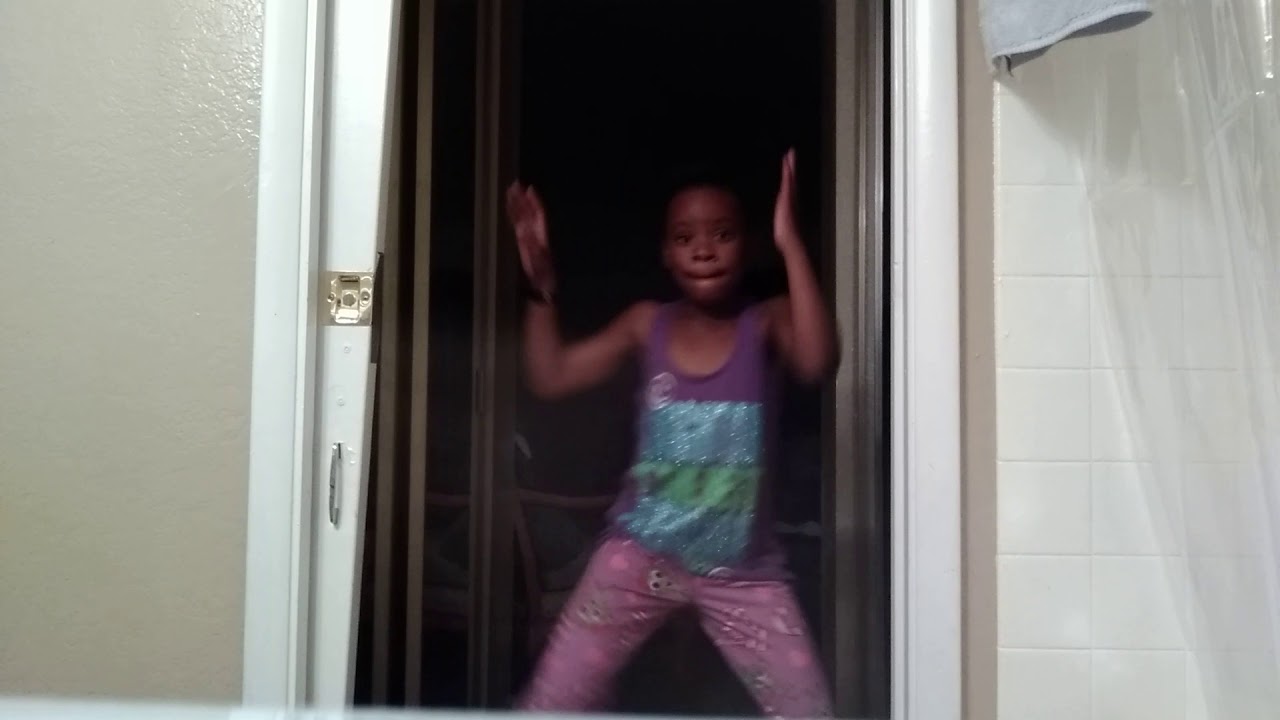 Doing the Billy bounce - YouTube