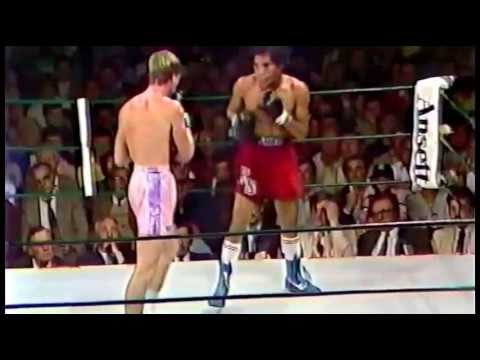 Lester Ellis v Rod Sequenan 26 April 1985 Festival Hall, Melbourne, Australia - YouTube