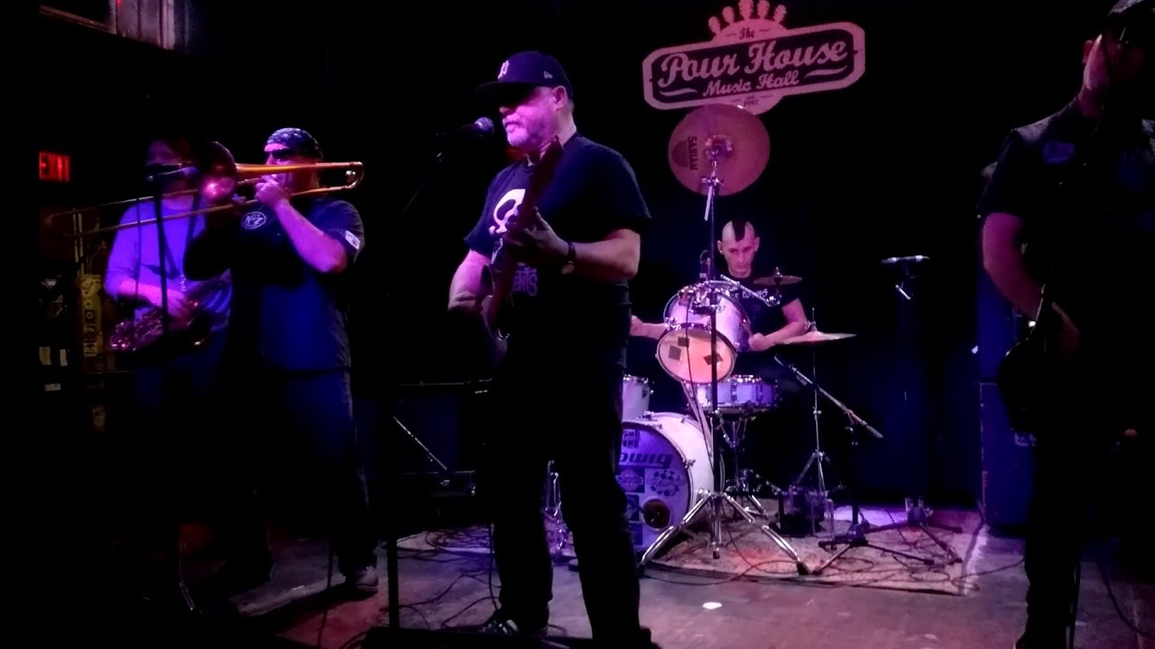 The TOASTERS "Weekend In L.A." Live at PourHouse Raleigh 1/10/17 - YouTube