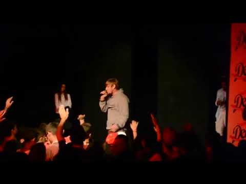 Saniser - Benim Aklimdan Zorum Var (Konser)