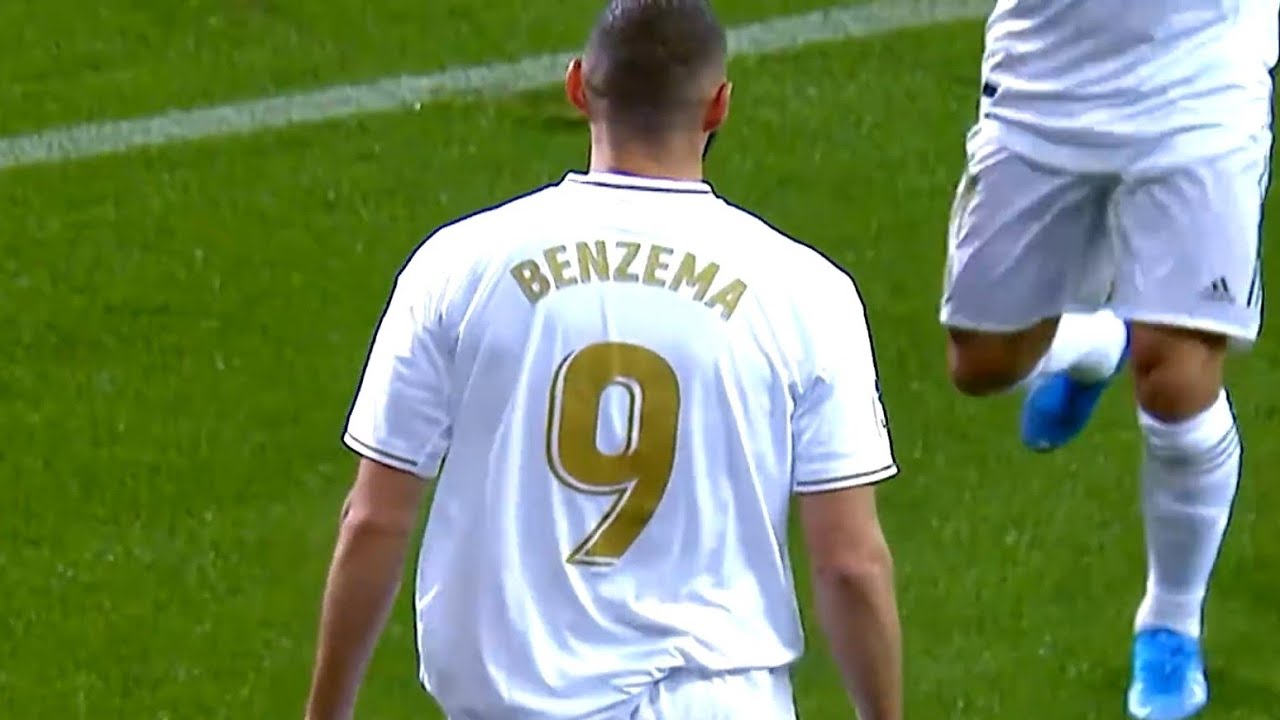 Cuando Karim Benzema convierte el fútbol en arte - YouTube
