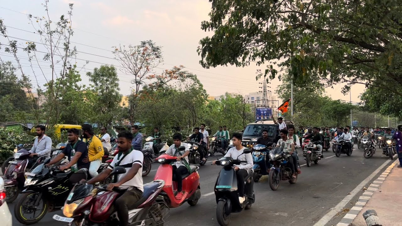 BJD and Bajrang Dal Rally in Bhubaneswar,patia#kiituniversity#bjd# ...