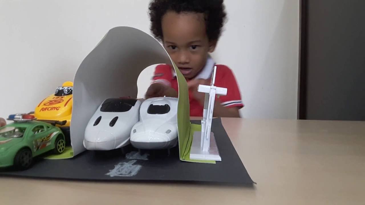 How to make paper tunnel Kids DIY - YouTube