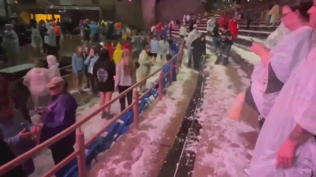 Concertgoers describe hailstorm at Red Rocks - YouTube