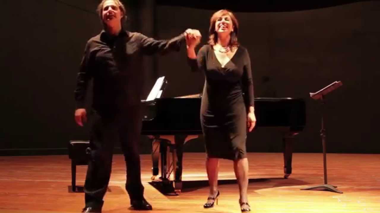 Ghada Ghanem sings Il Bacio - YouTube