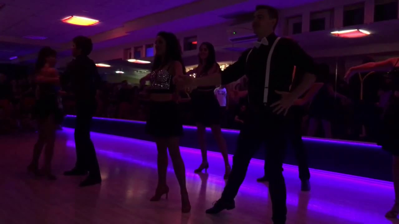 Salsa Beginners Choreography Class at Ritmo Dance Studio - YouTube