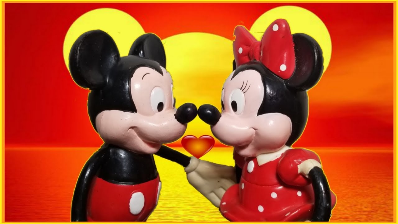 Mickey and Minnie's 1st Date 💖 Love is in the Air ! - YouTube