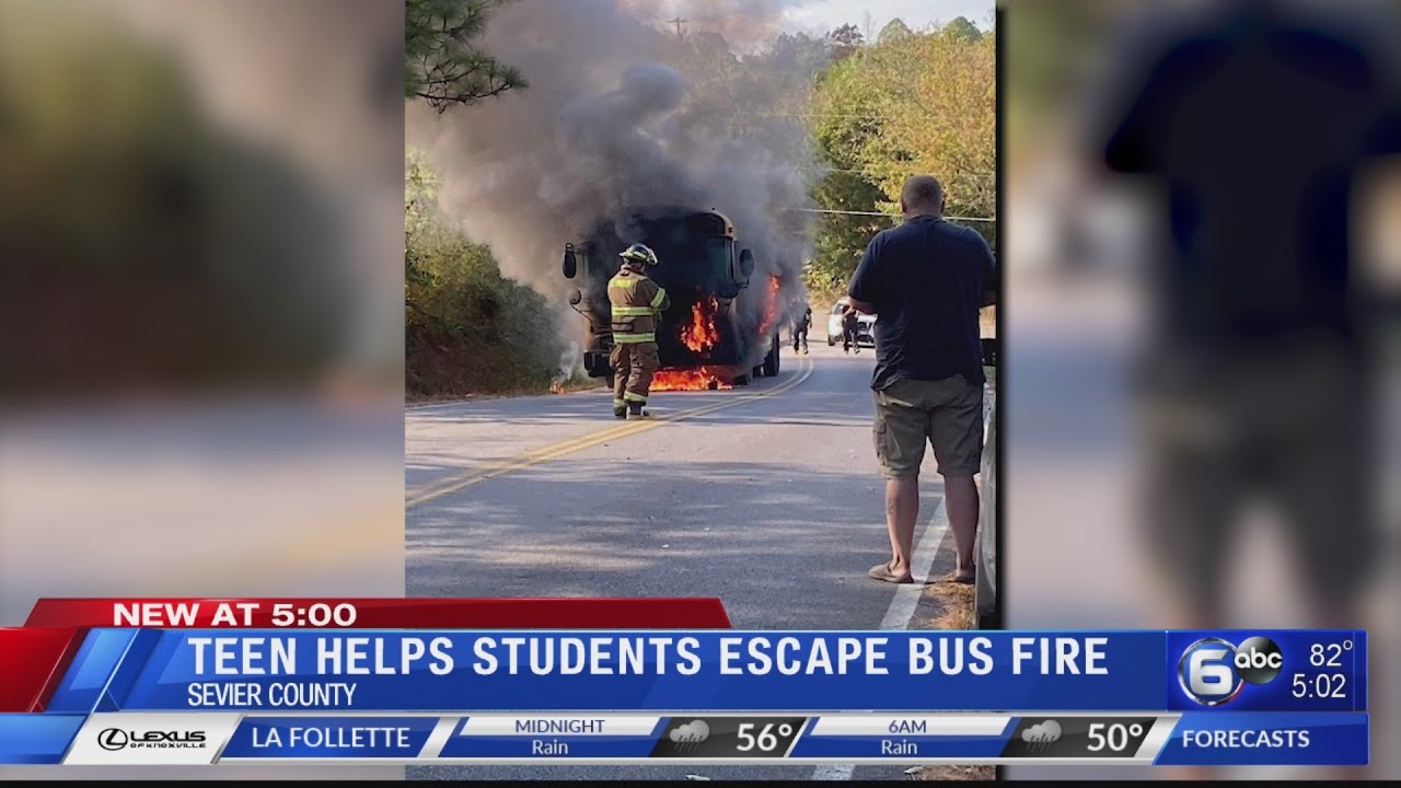 Teen helps students escape bus fire - YouTube