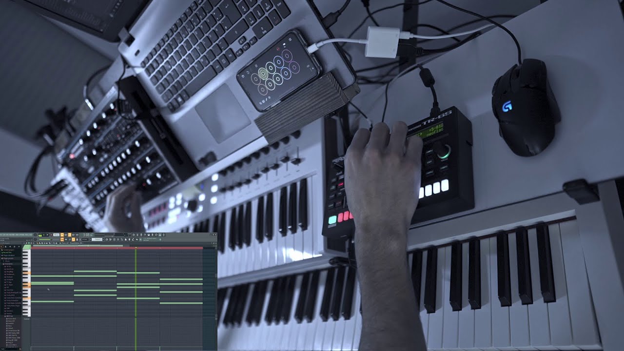 Loop Improvisation #002 | Novation Peak | Roland FP-30 | Roland TR6S ...