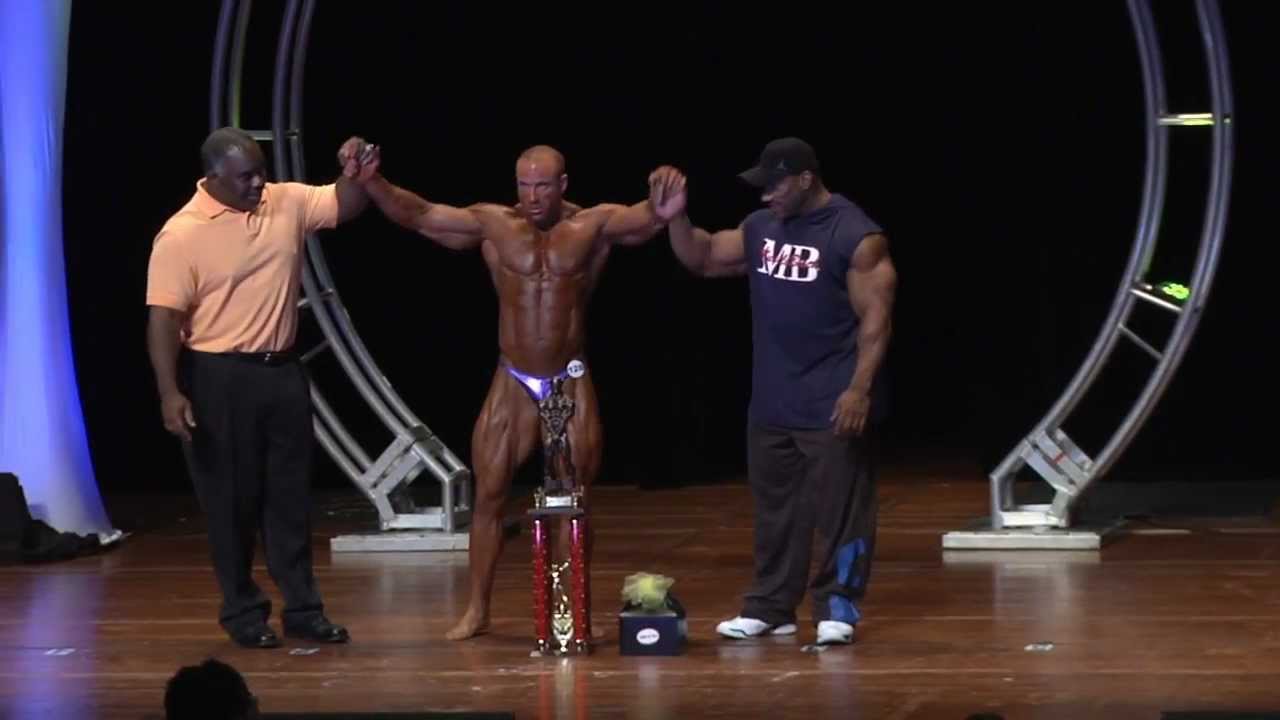 Overall Men Bodybuildng Award at the 2012 Dexter Jackson Memphis ...