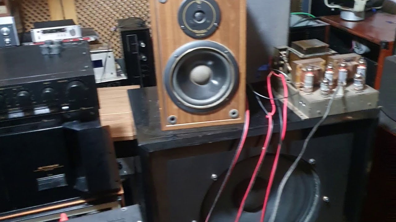 Grundig nf 20 & infinity sm 65 monitor - YouTube