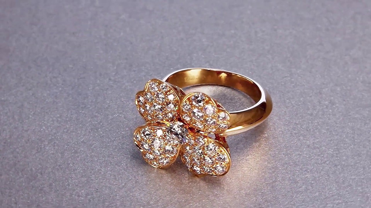 Van Cleef & Arpels Cosmos medium model ring - YouTube