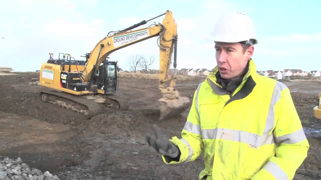 Ground Development's Ltd using Trimble GCS900 GPS Machine Control - YouTube