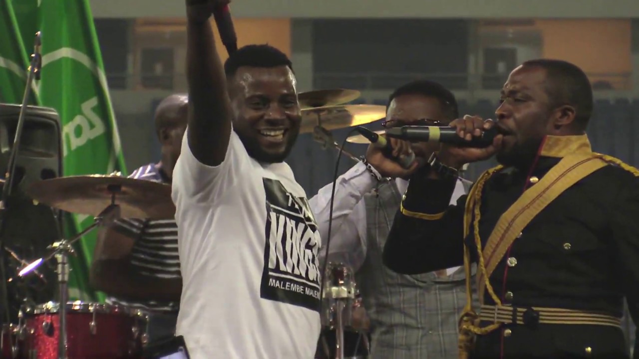 KINGS MUMBI | ALIKULA (LEVY MWANAWASA STUDIUM - YouTube