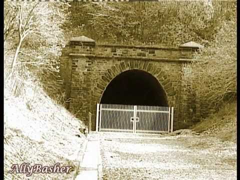 Manchesters lost railways Oldham Mumps Requiem - YouTube