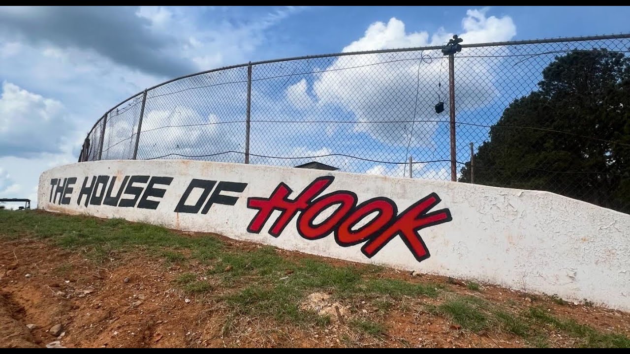 Return to the House of Hook - YouTube