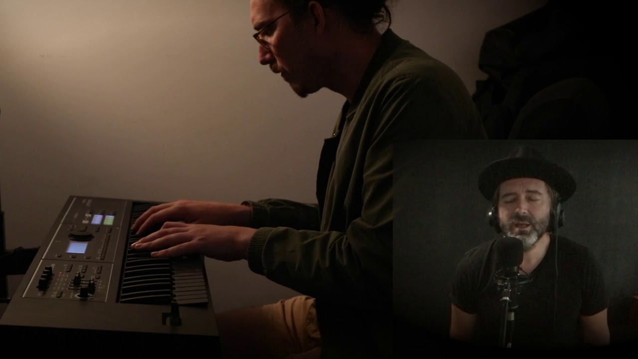 Tom Lindner and Glenn Whitehall - I'm Only Sleeping - Beatles Cover ...